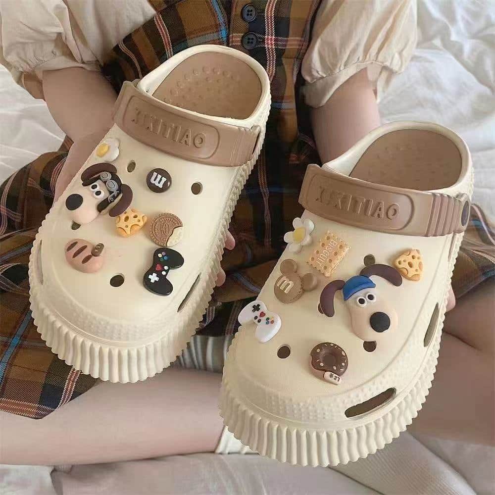 Snack & Game Gromit Clogs – Chunky Charm Fun for Everyday Vibes - KORKS BD